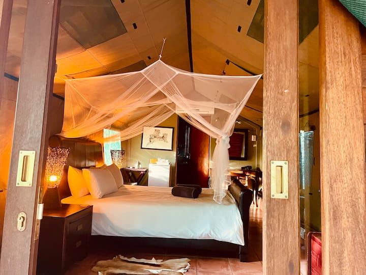 Luxury Couple Tent Kudu With En-suit Bathroom - Marloth Park