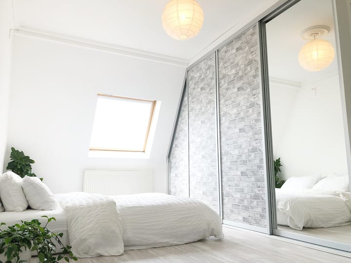 Bright, Luxury & Minimalistic - Dublín