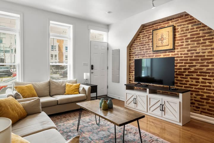 Cozy Baltimore Townhome - Baltimore