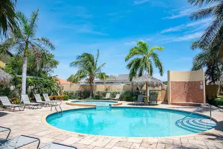 30% Off New Listing Special. Live Island Luxury! - Aruba