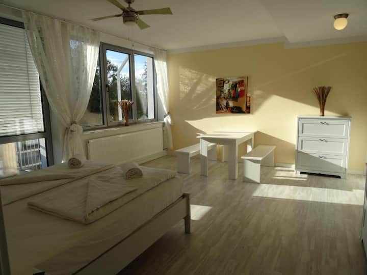 Park, Sleep And Fly - Freising