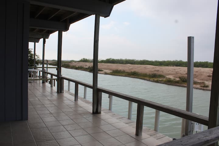 Costal Getaway - Port Isabel, TX