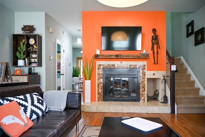 Vibrant, Walkable & Pet Friendly - Boulder, CO