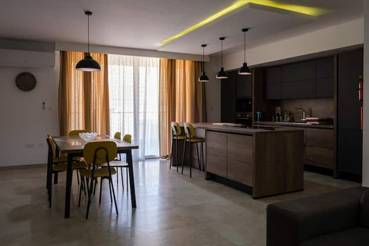 Modern 3 Bedroom Apartment - Málta