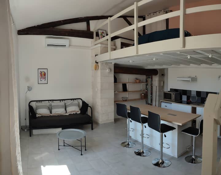 Joli Appartement Intra-muros Au Calme - Avignon