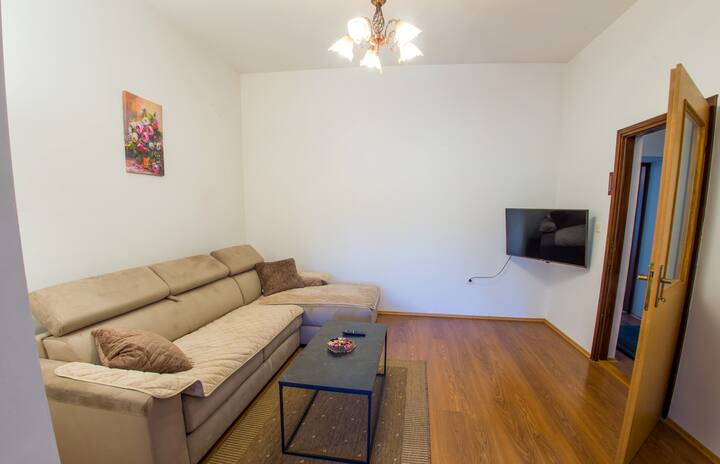 Central Train Station Apartment - Mostar