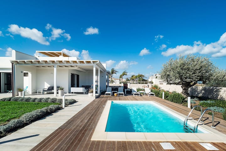 Rosemary - Portopalo di Capo Passero