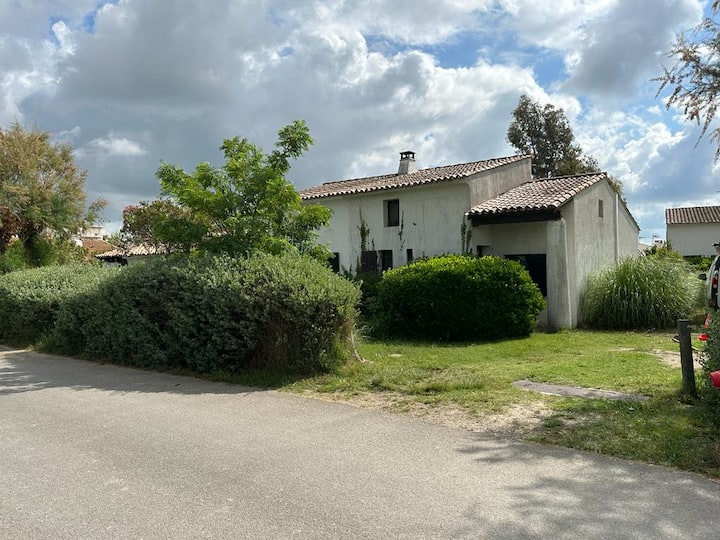 Maison De Vacances En Camargue - Saintes-Maries-de-la-Mer