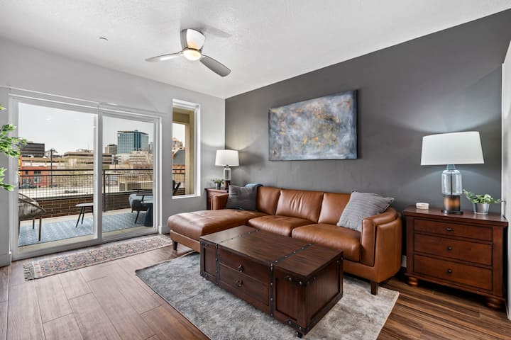 Beautiful, Opulent Central City 1bd1ba- Amenities! - Salt Lake City, UT