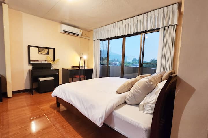 Great Location Near Nimman, Maya, Cmu Area - Chiang Mai
