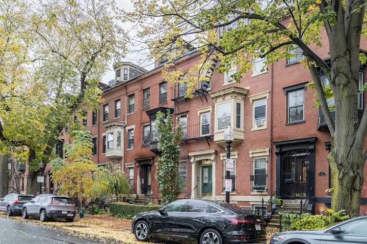 (W8) Front Facing, W/d, Dining, Shopping, Walking! - Boston, MA