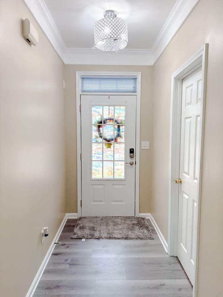 Quiet Neighborhood Near Freeway! - Duluth, GA