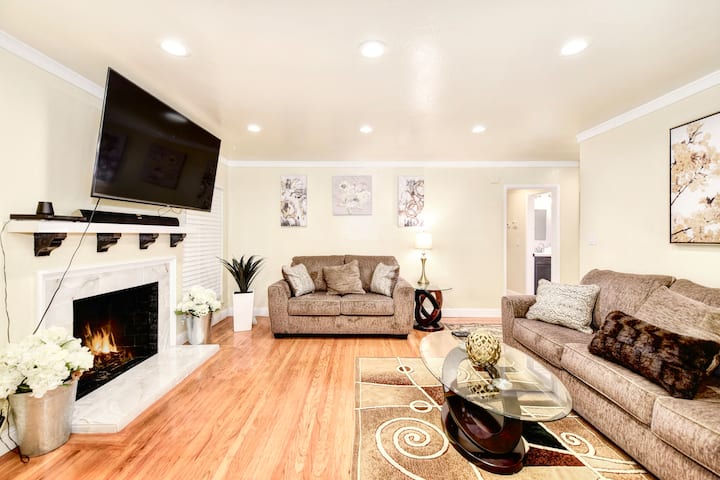 Perfect Private Sacramento Retreat Near Downtown! - Sacramento, CA