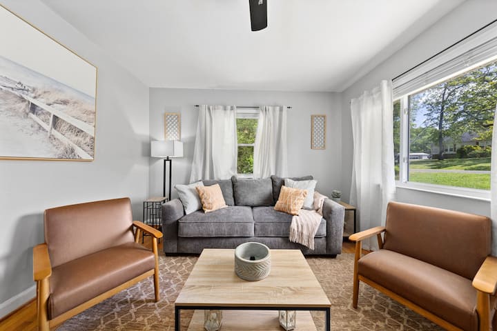 Outstanding Mt Holly Bungalow - Belmont, NC
