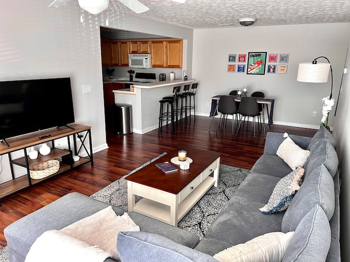 4 Bed 4 Bath Condo Near Campus! - Auburn, AL