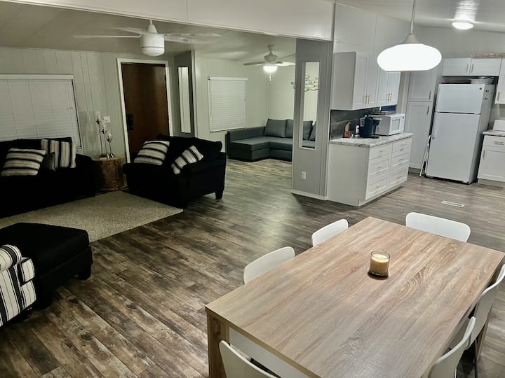 818 House - Bullhead City, AZ