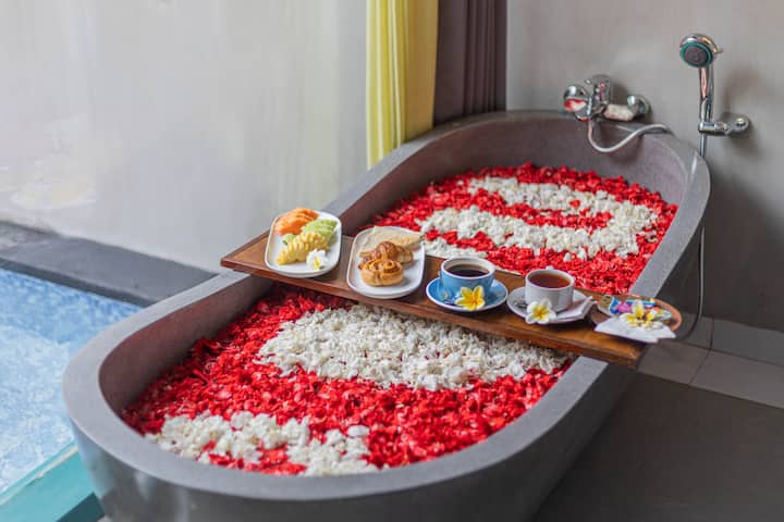 Romantic 1br Private Pool With 5 Stars Service - Bali