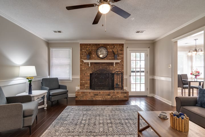 Southaven Furnished Home- 3/2 - Southaven, MS