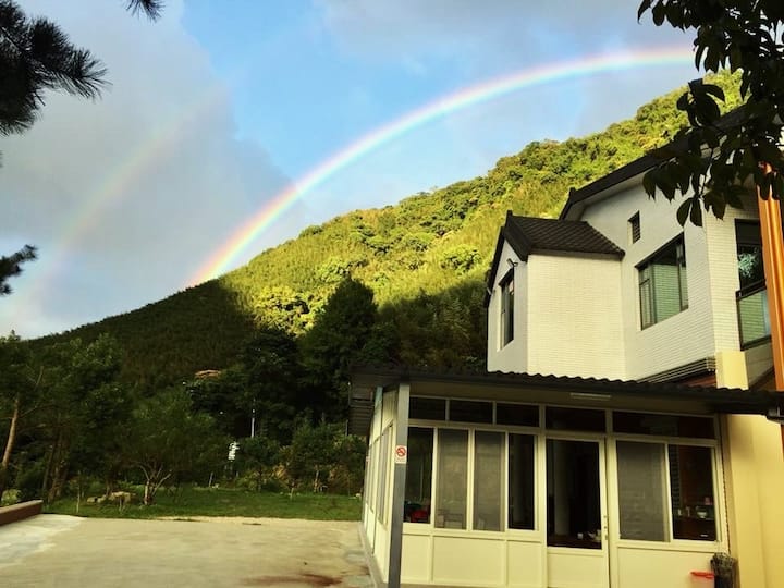 《羅浮天空》豪華四人房-1 - 尖石鄉