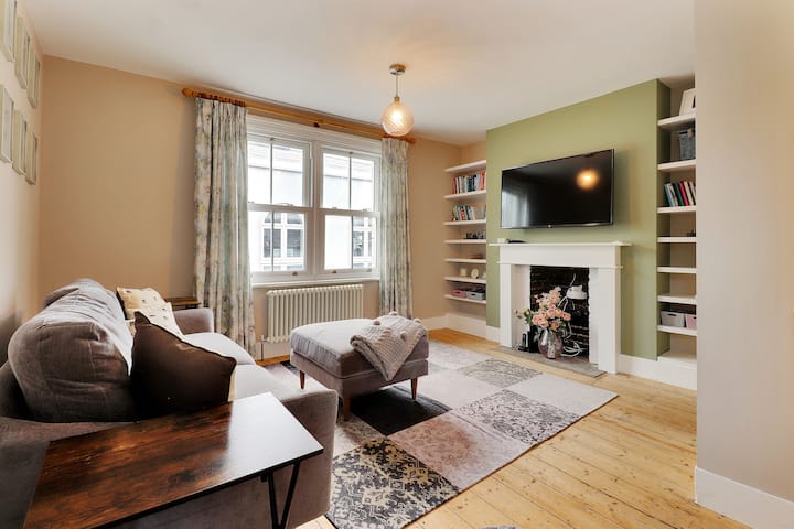 Perfectly Presented, Centrally Located Townhouse - Royal Tunbridge Wells
