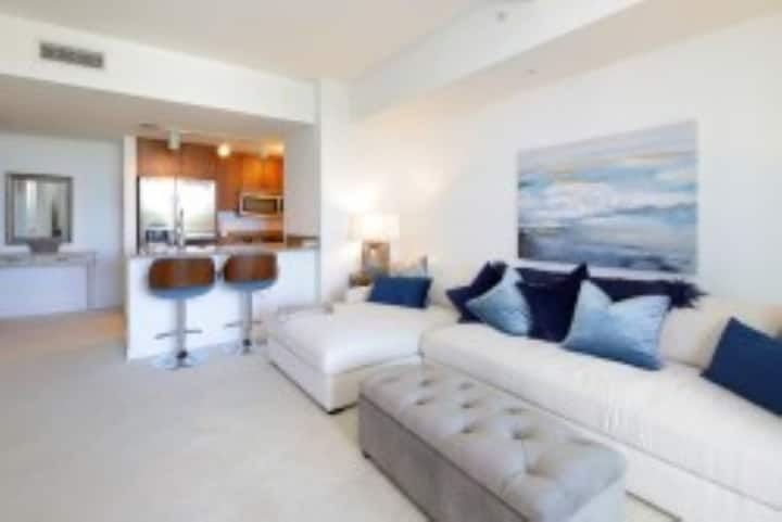 Casa Costa- Watch The Sunrise From Balcony - Boynton Beach, FL