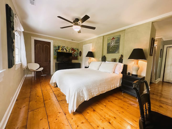 Beaufort Old Point Artist Suite - Beaufort, SC