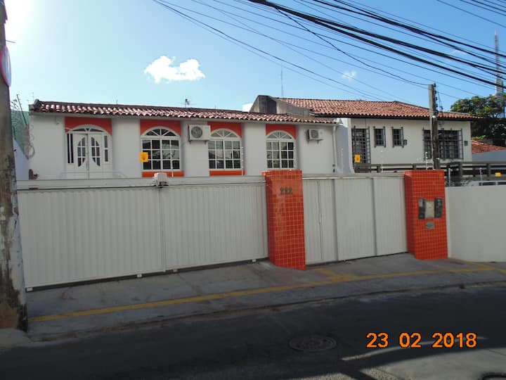 Bom Apartamento Na Federação - Rio Vermelho