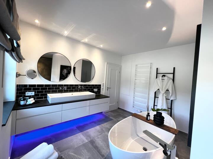 Design Studio Mit Pool Und Sauna - Chiemsee