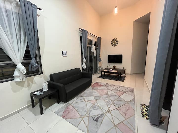Hakim Harmoni Homestay - Simpang Renggam