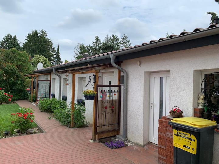 Comfortable Charming Flat - Falkensee