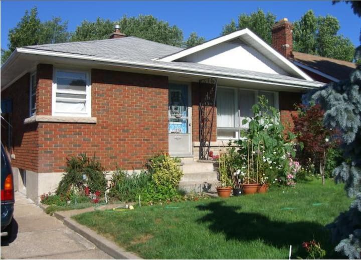 Place Near Brock University - St. Catharines