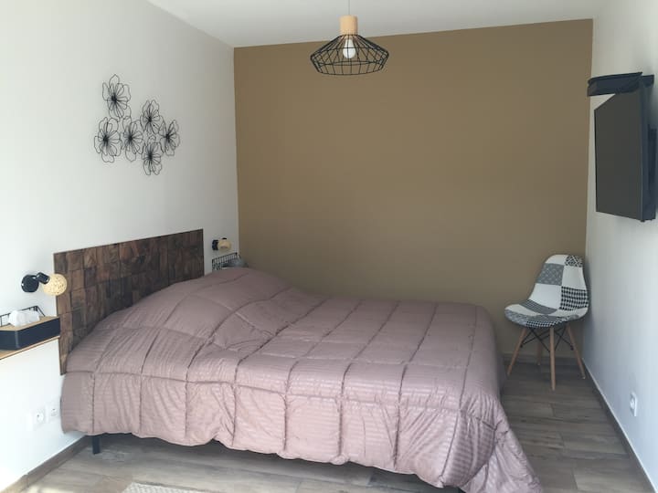 Chambre D’hôtes Grand Lit - Aups