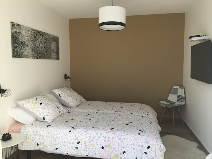 Chambre D’hôtes 2 Lits Simples Ou 1 Lit Double - Cotignac