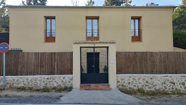 Casa Agapito Marazuela . - Segovia