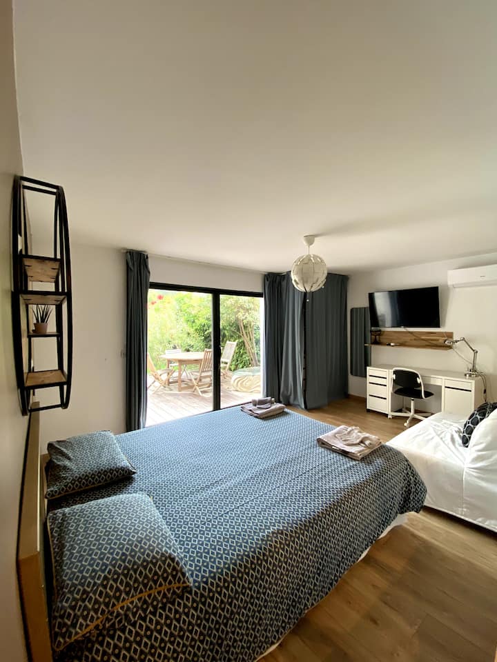 Studio Neuf à Hyères - Hyères