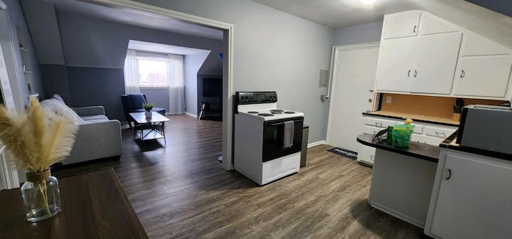 Adorable 1 Bedroom Apartment - Toledo, OH