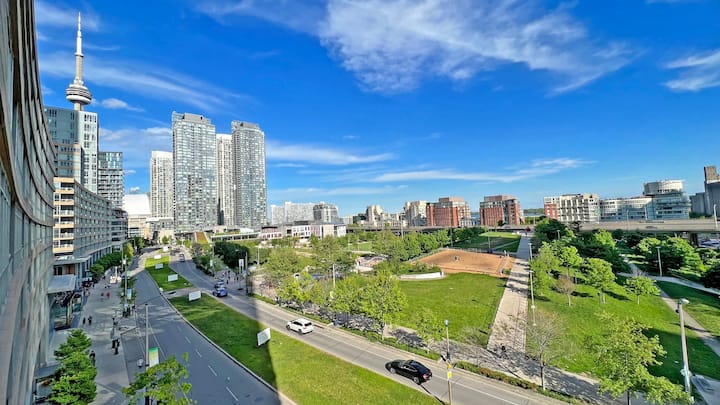 Elite 3bedroom + 3bathroom1600ft With Free Parking - Toronto, ON