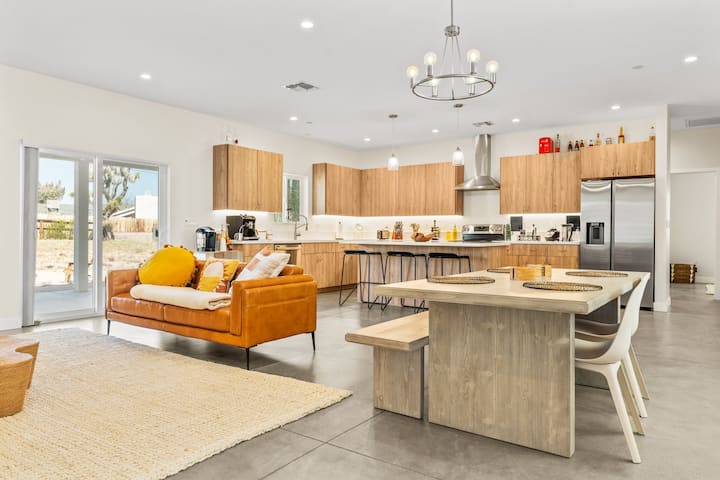Mins To Joshua Tree Park + Desert Getaway! - Yucca Valley, CA