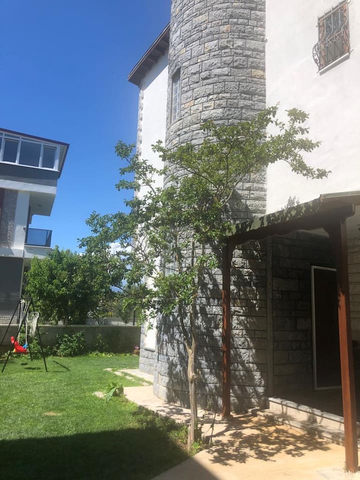 Triblex 5+2 Yazlık Villa - Burhaniye