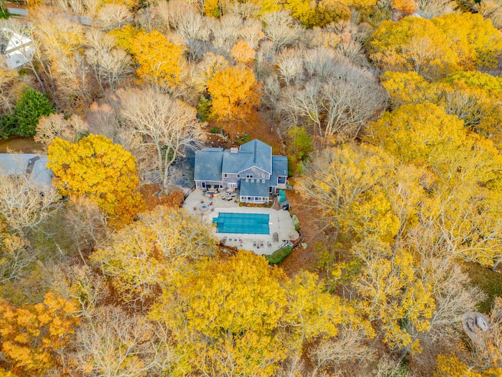 Sleeps 12 | Country Estate W/ Pool - Coventry, RI
