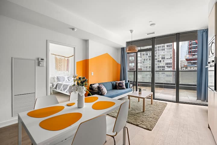Comfortable Suite In Heart Downtown With 2 Beds - Toronto, ON