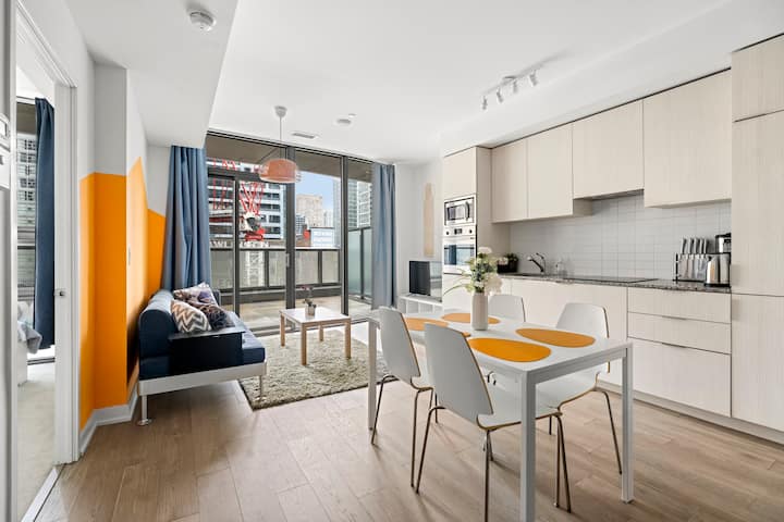 Comfortable Suite In Heart Downtown With 2 Beds - 