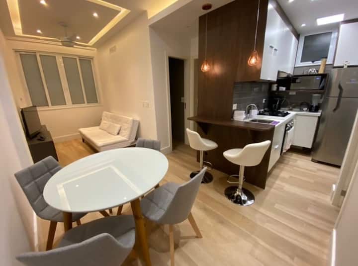 Apartamento Recém Reformado, A 4 Quadras Da Praia - Ipanema