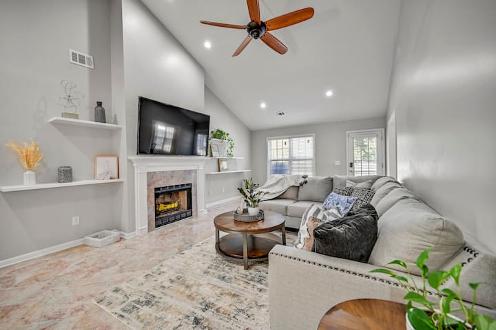 Retreat! Cozy Home Lville/buford - Suwanee, GA