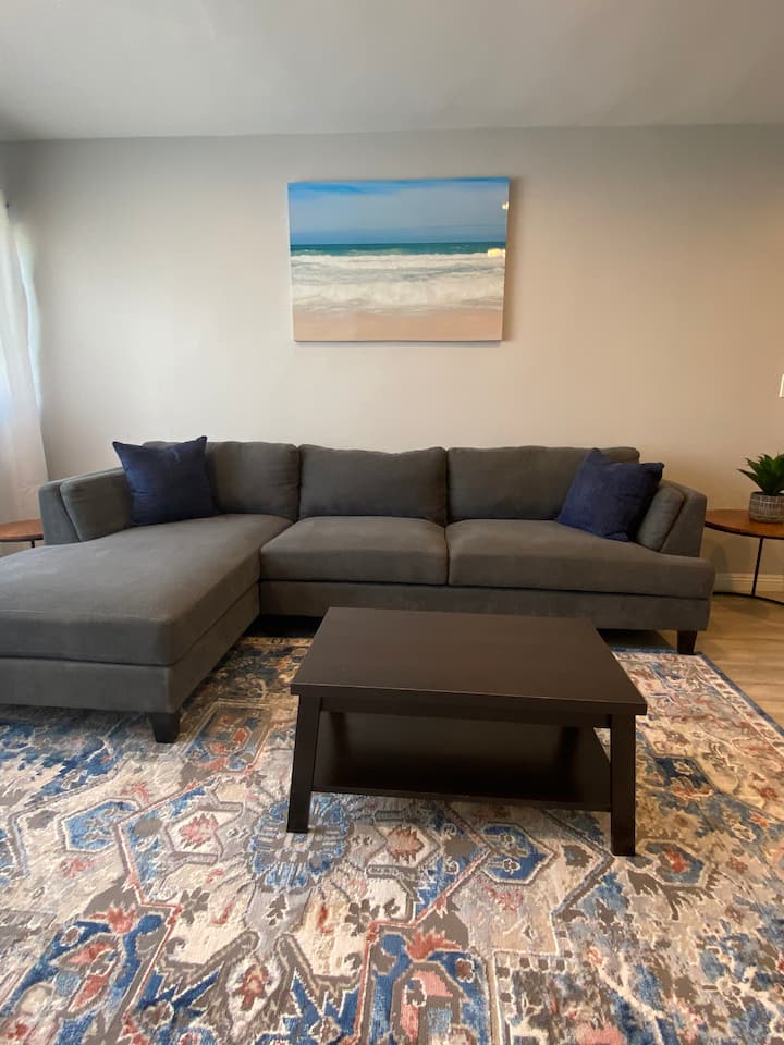 Luxury Apartment - Windsor Hills - Los Angeles, CA