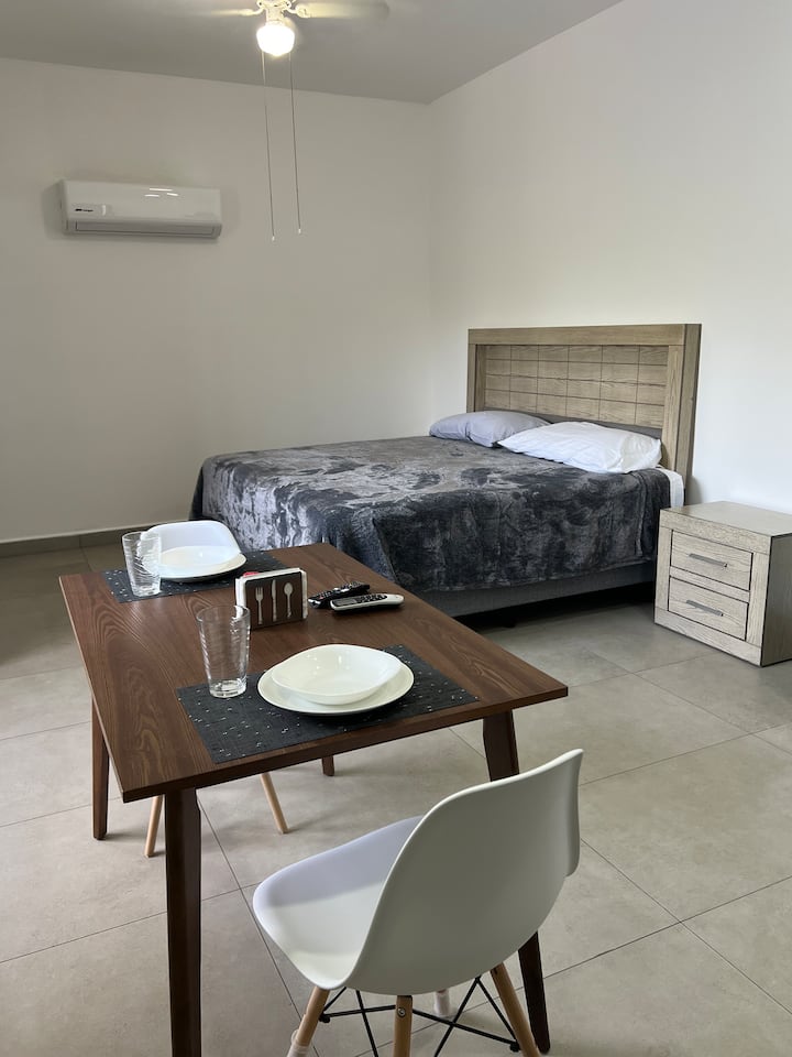 Encantador Loft, Ubicacion 10/10, Excelente (H12) - Monterrey