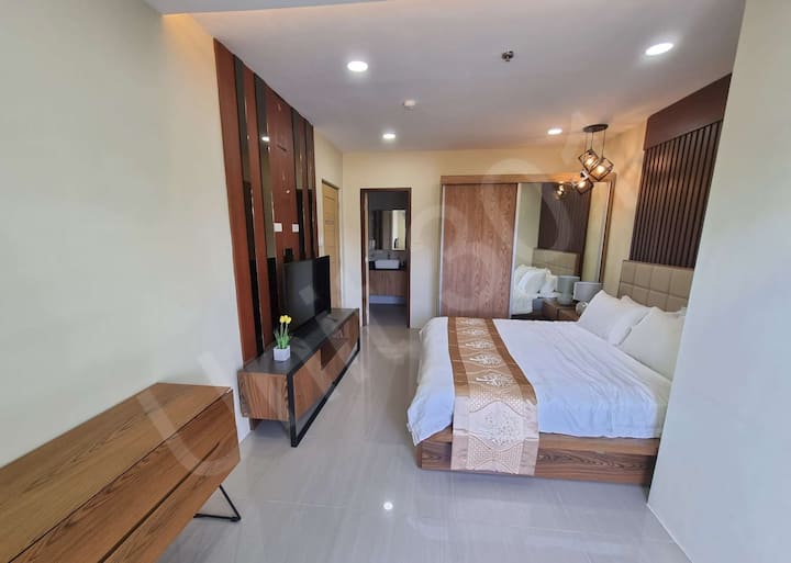 Perfect Location 1 Bedroom Condo 200mbps Internet - Angeles
