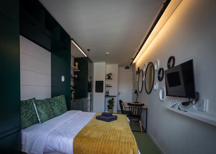 Great Proximity To Kloof Street And Bree Street! - Cape Town