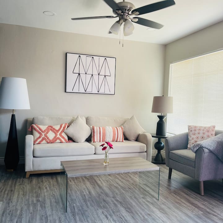 Lovely 1 Bedroom Apartment #4 - Biltmore Area - Phoenix