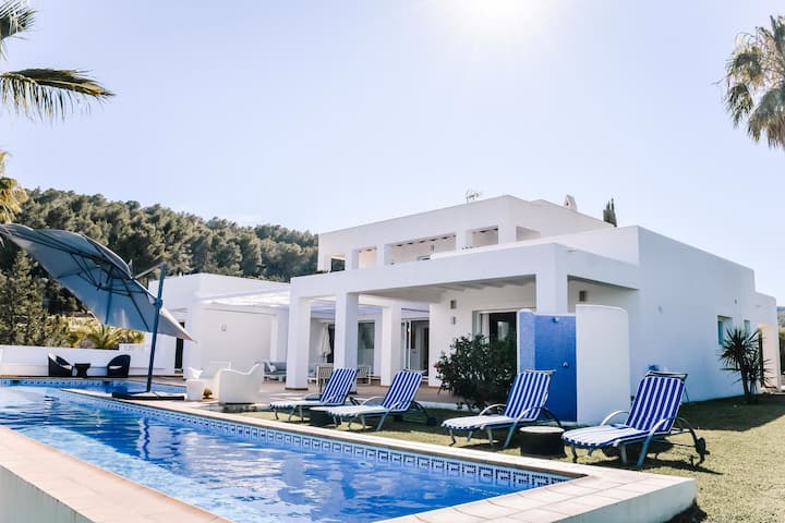 Villa Style 5 Bed Sleeps 12 Close To Ibiza Town - Île de Ibiza